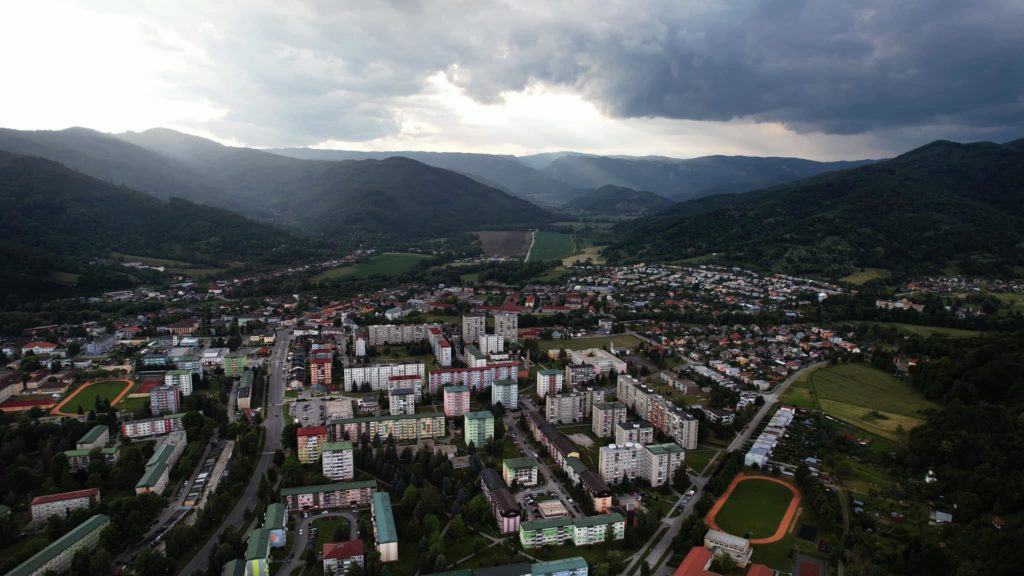 Revúca chce pomocou dotácie riešiť havarijný stav nájomnej bytovky