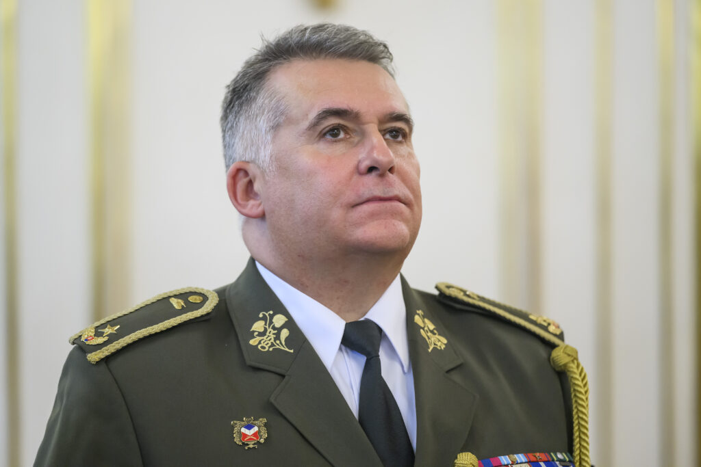 Štandard - MO SR: Novým veliteľom pozemných síl je generálmajor Martin ...
